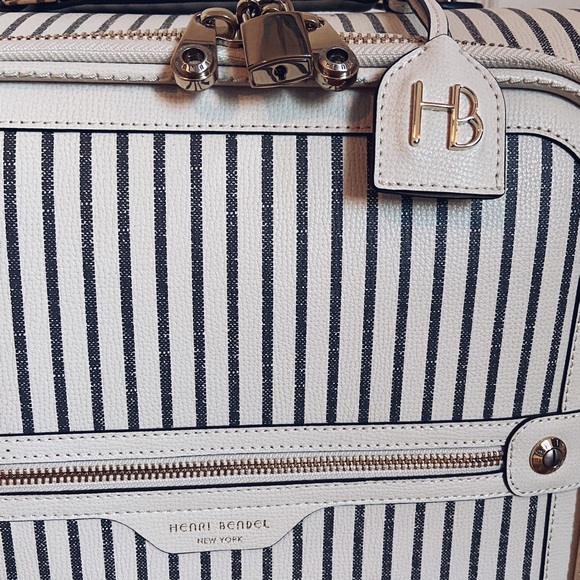 henri bendel | Bags | Brand New Henri Bendel Luggage Set | Poshmark